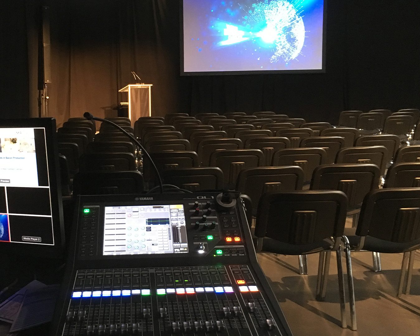 Max Event Solutions - solutions. realisation. success. - Medientechnik ...